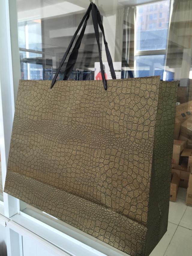 蛇皮手提袋,手提袋手绘_大山谷图库